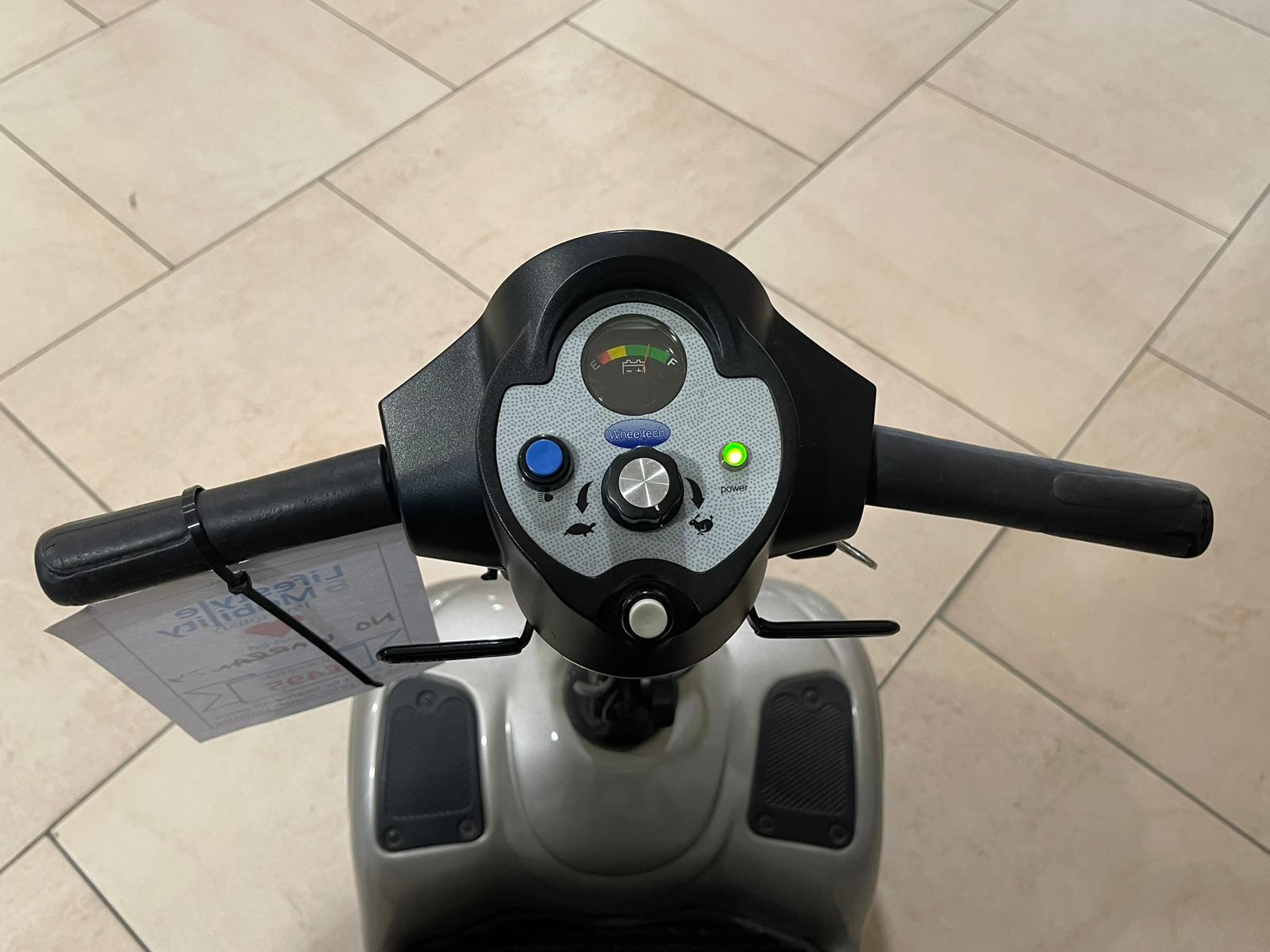 (Pre-loved) Wheeltech Monami Scooter - Lifestyle & Mobility